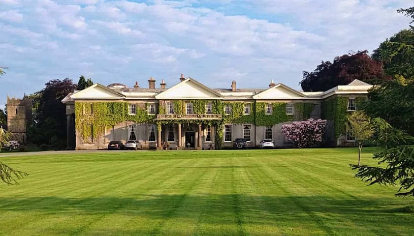 Party Houses UK | Exclusive Venues for Celebrations